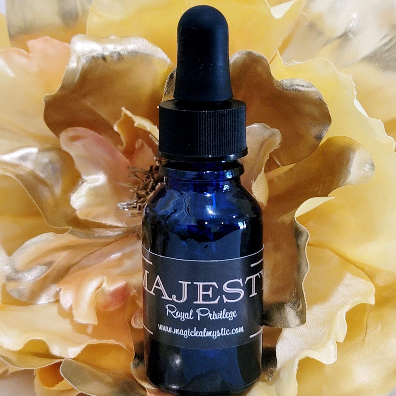 Majesty Oil - Magickal Mystic